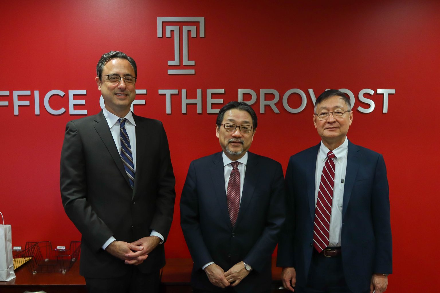 Temple Welcomes Ambassador and Consul General of Japan in NY, Mikio ...