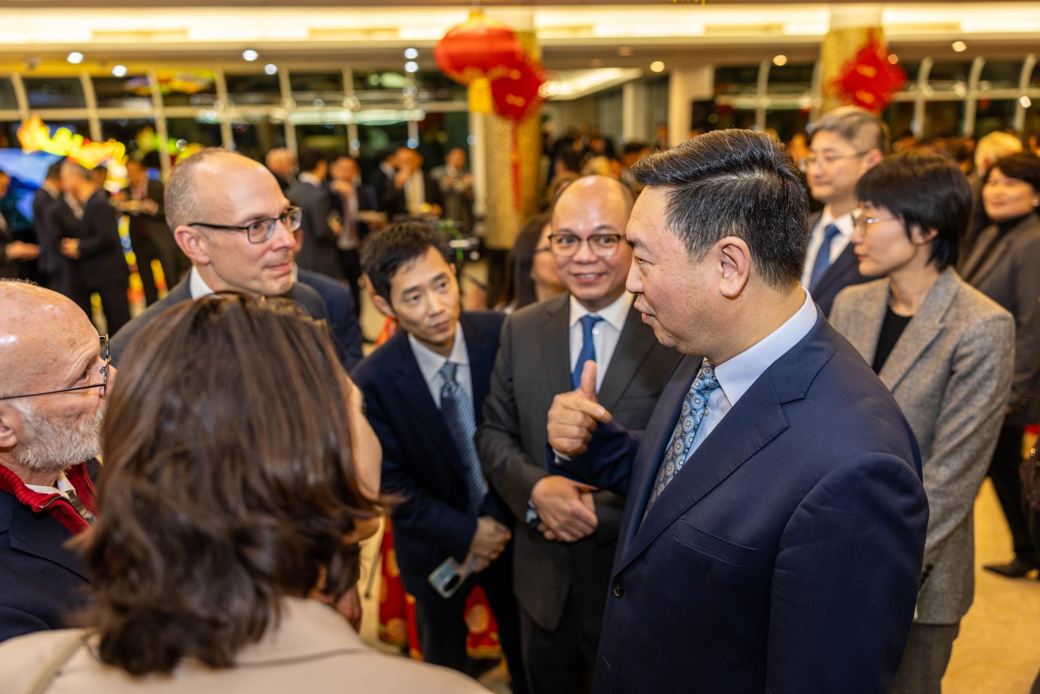 Welcoming the new Chinese Consul General Chen Li – OWLTOPIA